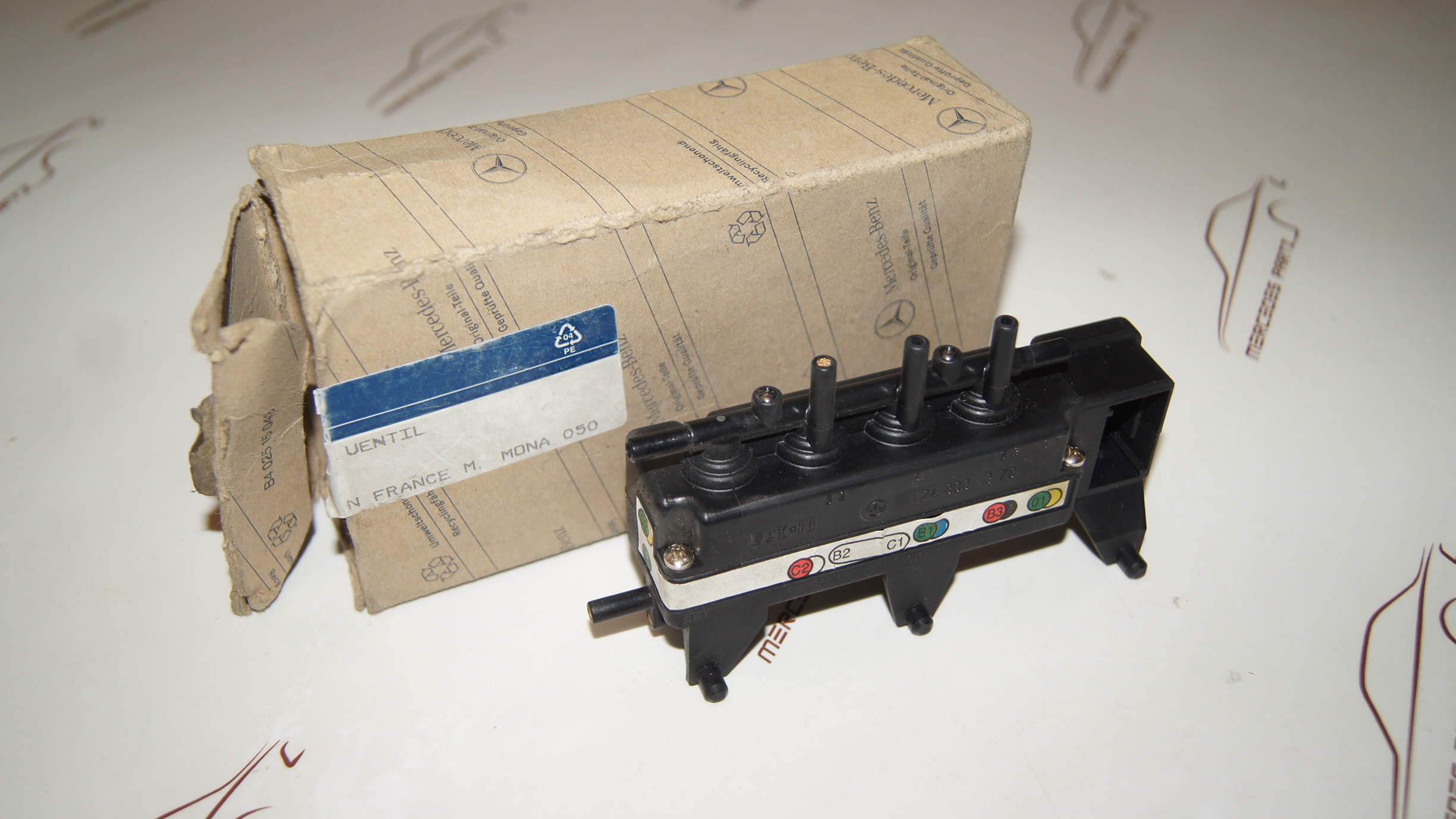 W124 heater case vacuum valve NEW NOS - mercedespartz