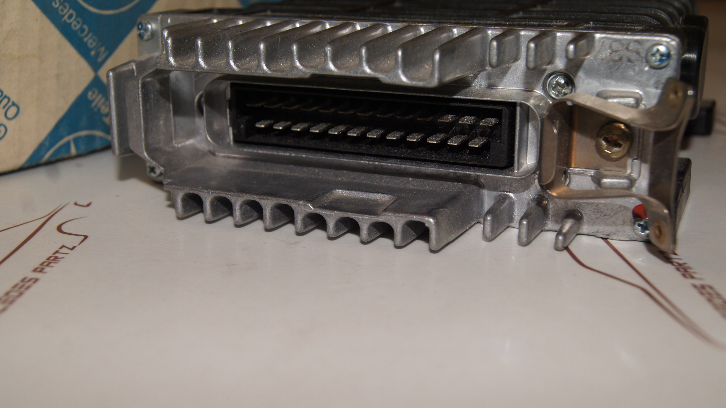 R107 420SL / W126 420 KE control unit - mercedespartz