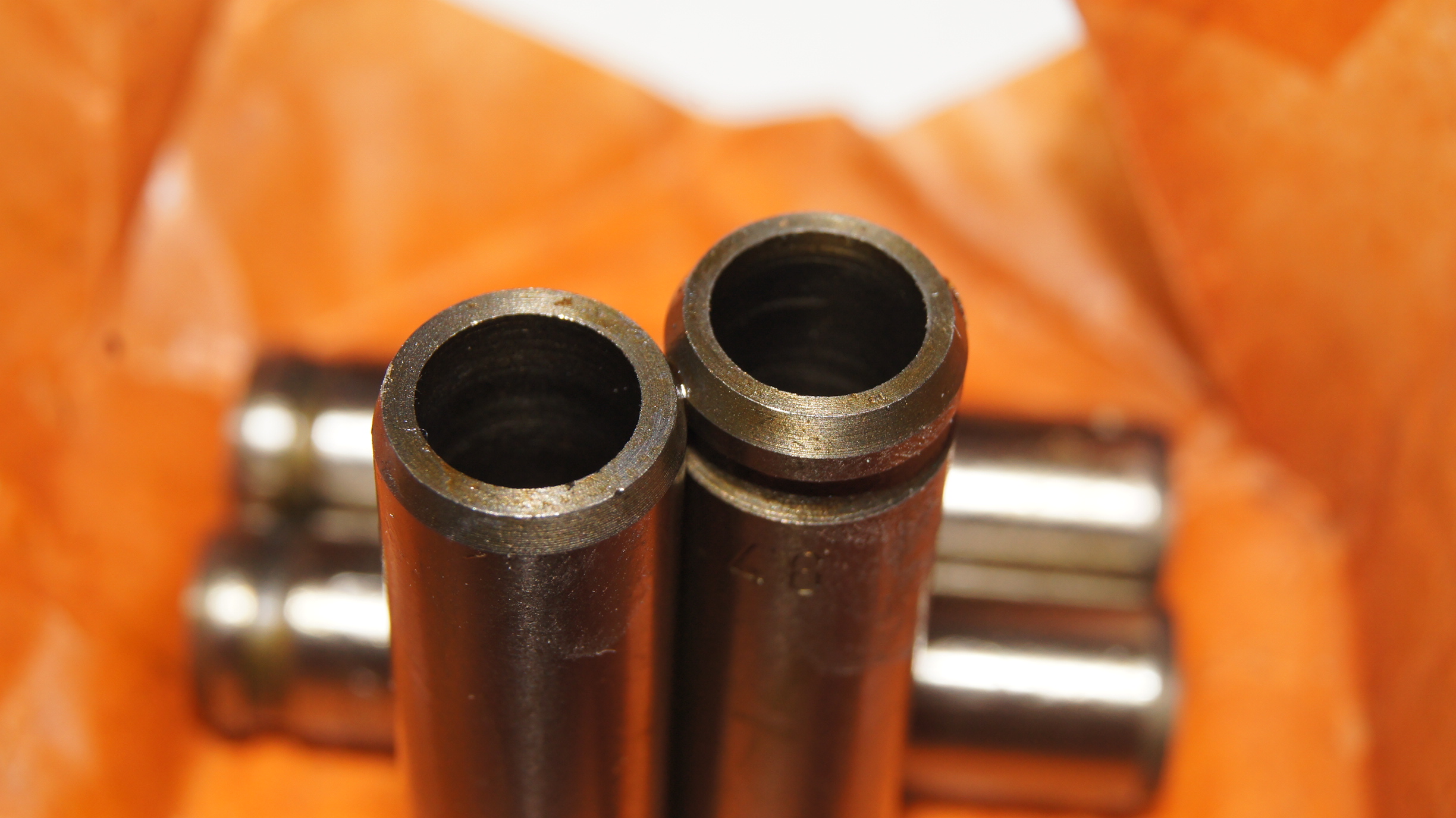 OM615 OM616 OM617 OM621 intake valve guide set of 4 - mercedespartz