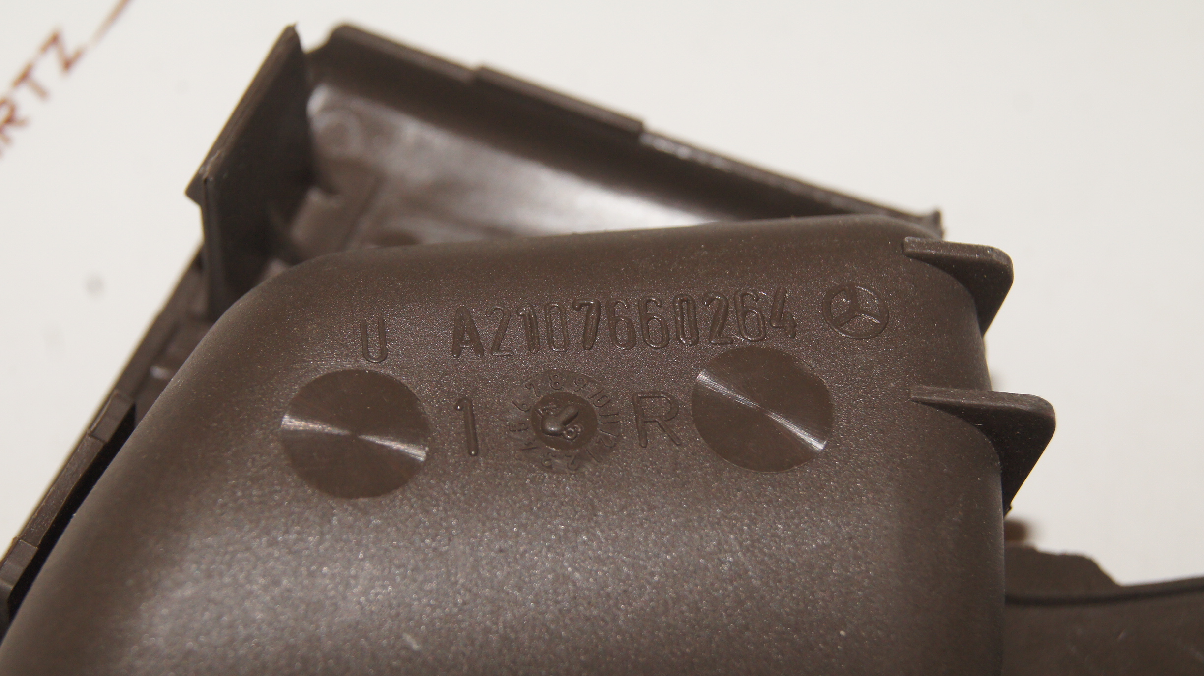 W210 rear right door recess - mercedespartz