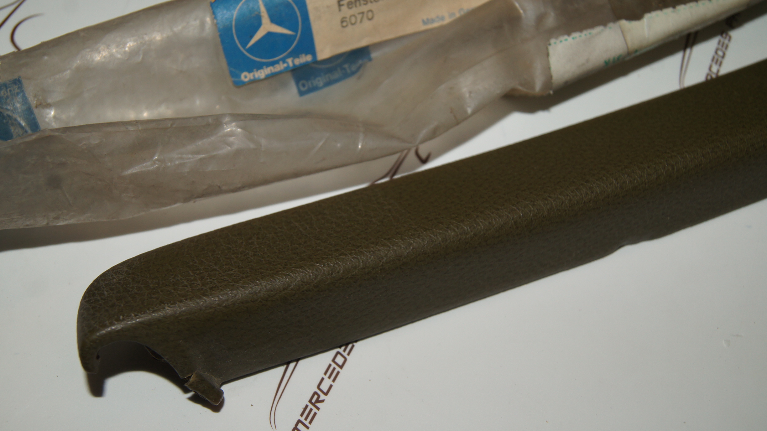 W116 rear door front left panelling - mercedespartz