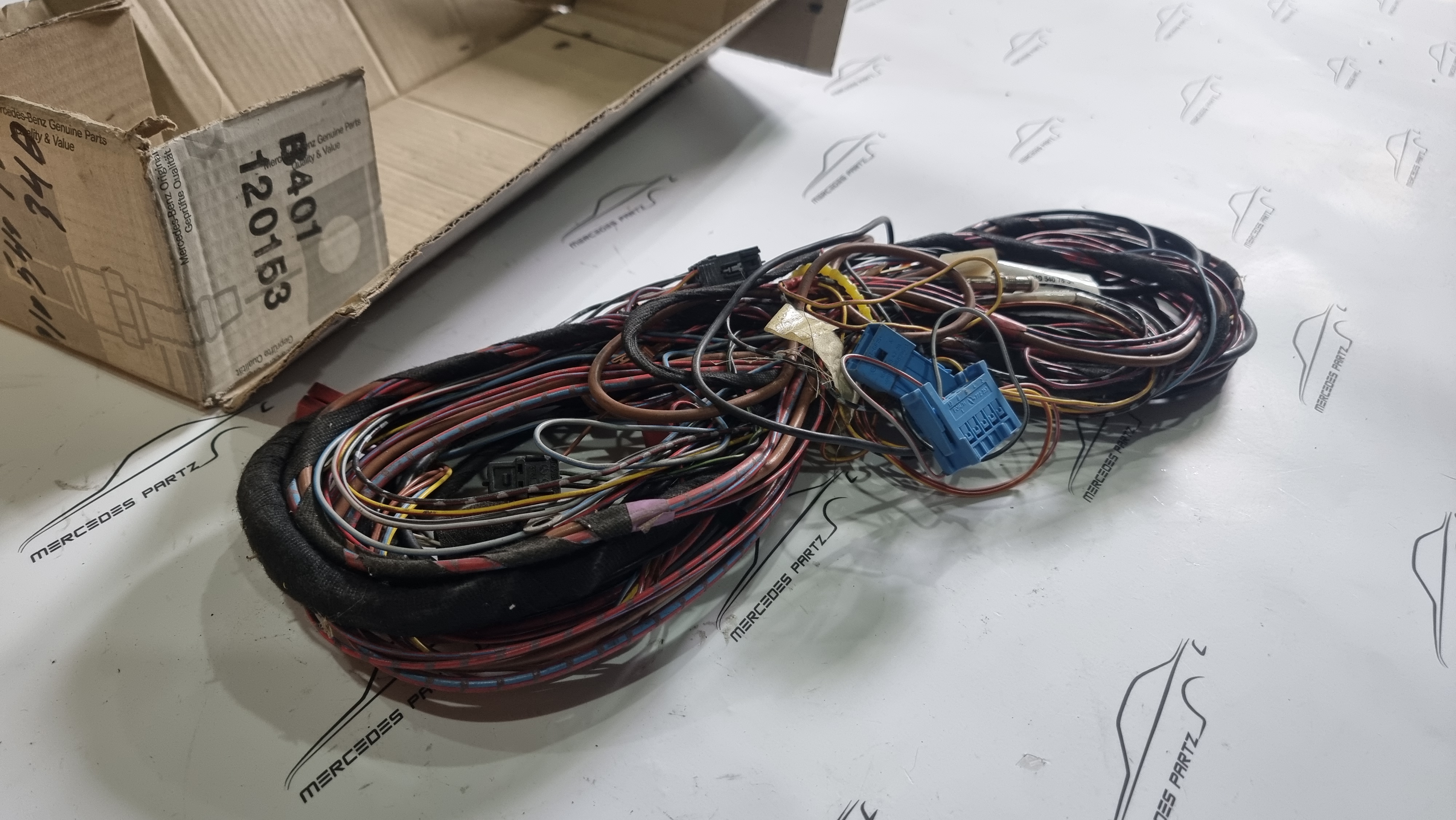 A21025407834 W210 telephone wiring harness NEW NOS - mercedespartz