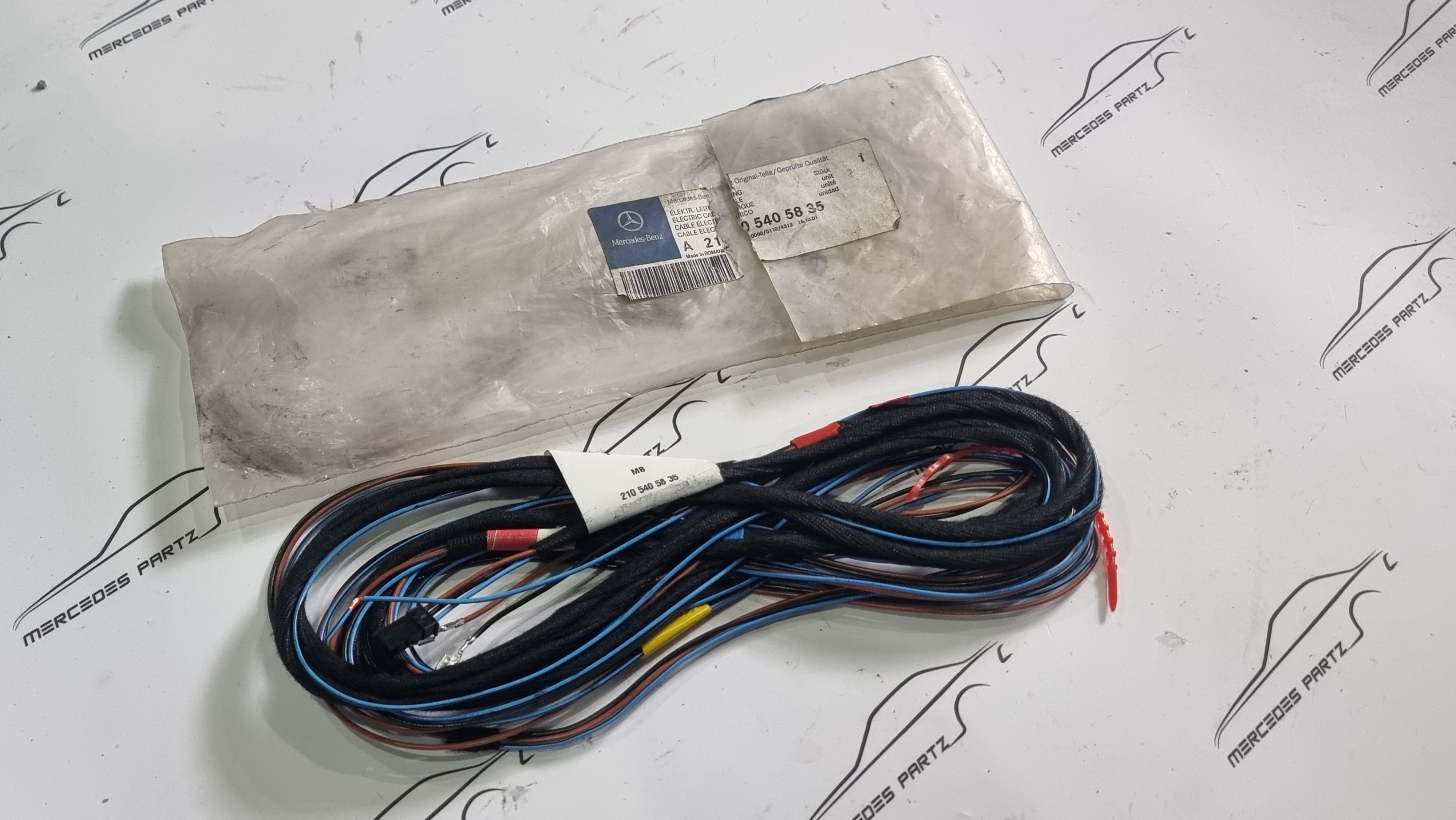 W210 W208 W202 W168 CD changer wiring harness - mercedespartz
