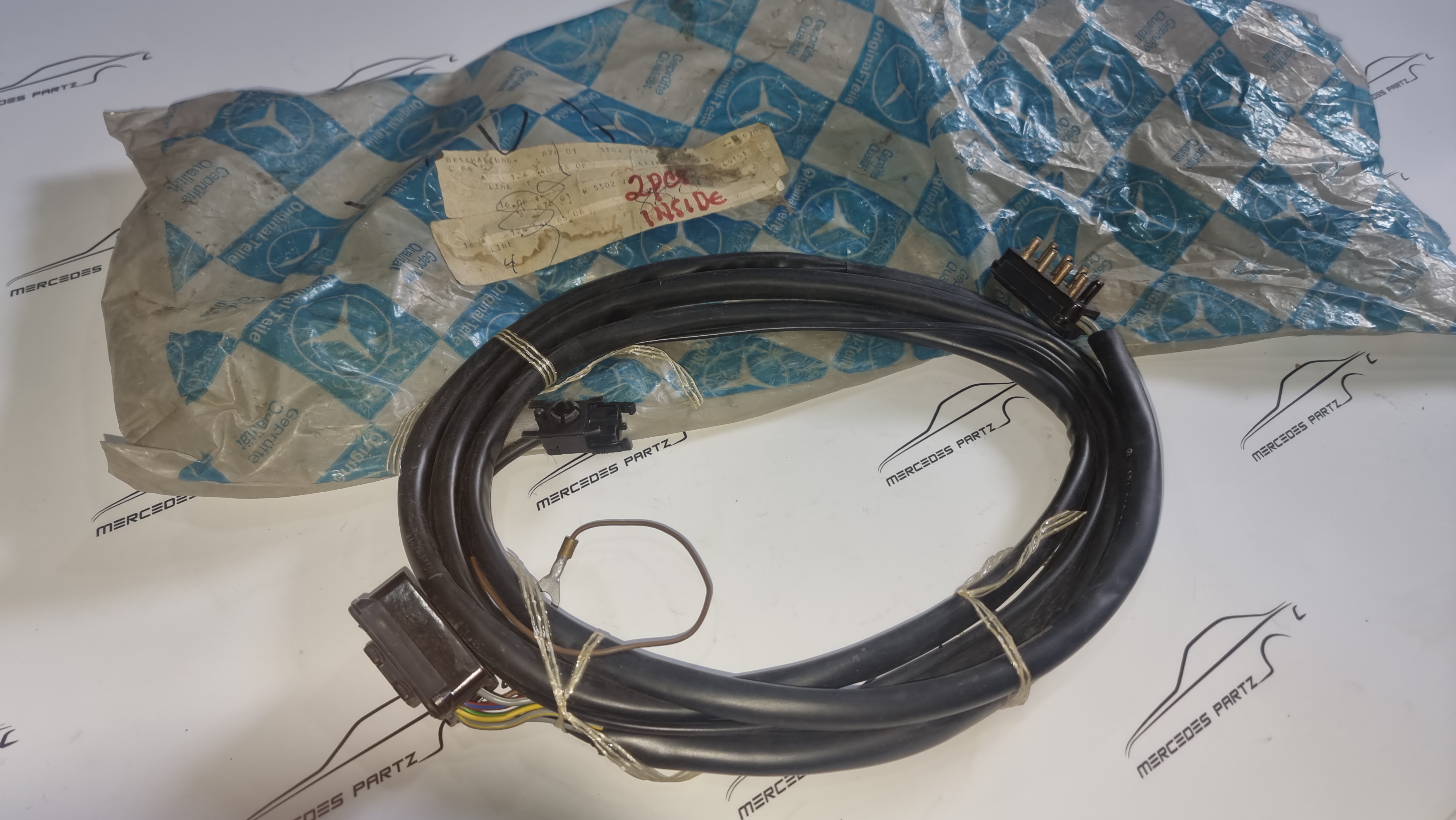 W124 seat belt tensioner wiring harness cable NEW NOS - mercedespartz