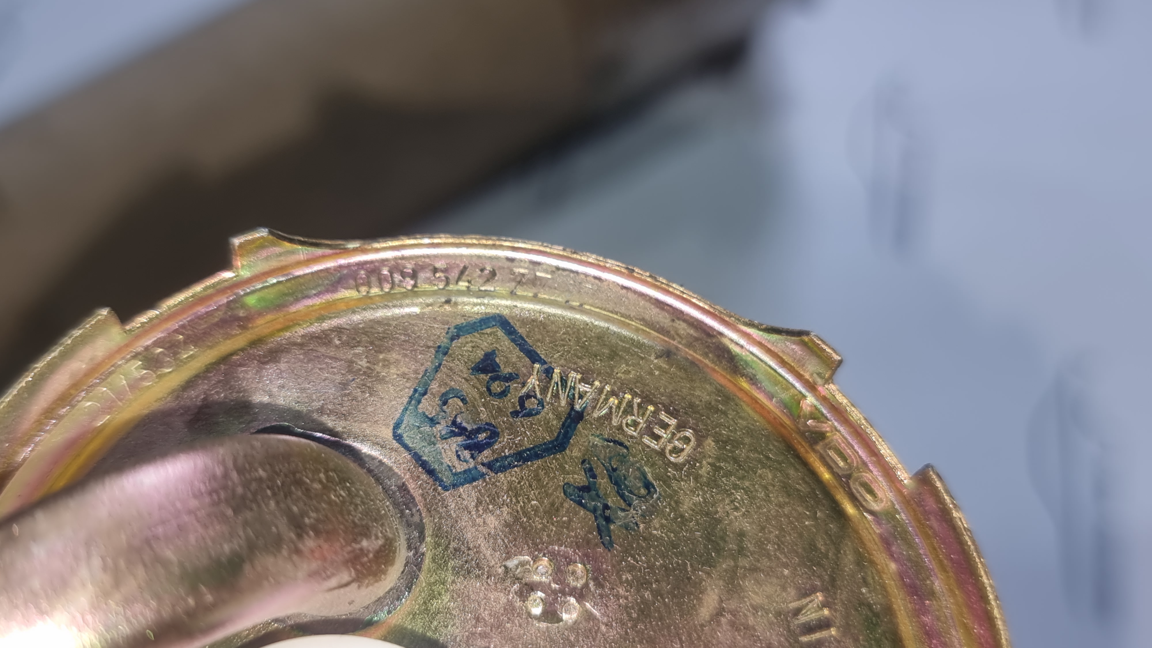 A0095427717 A0095426717 W463 fuel sender unit NOS - mercedespartz