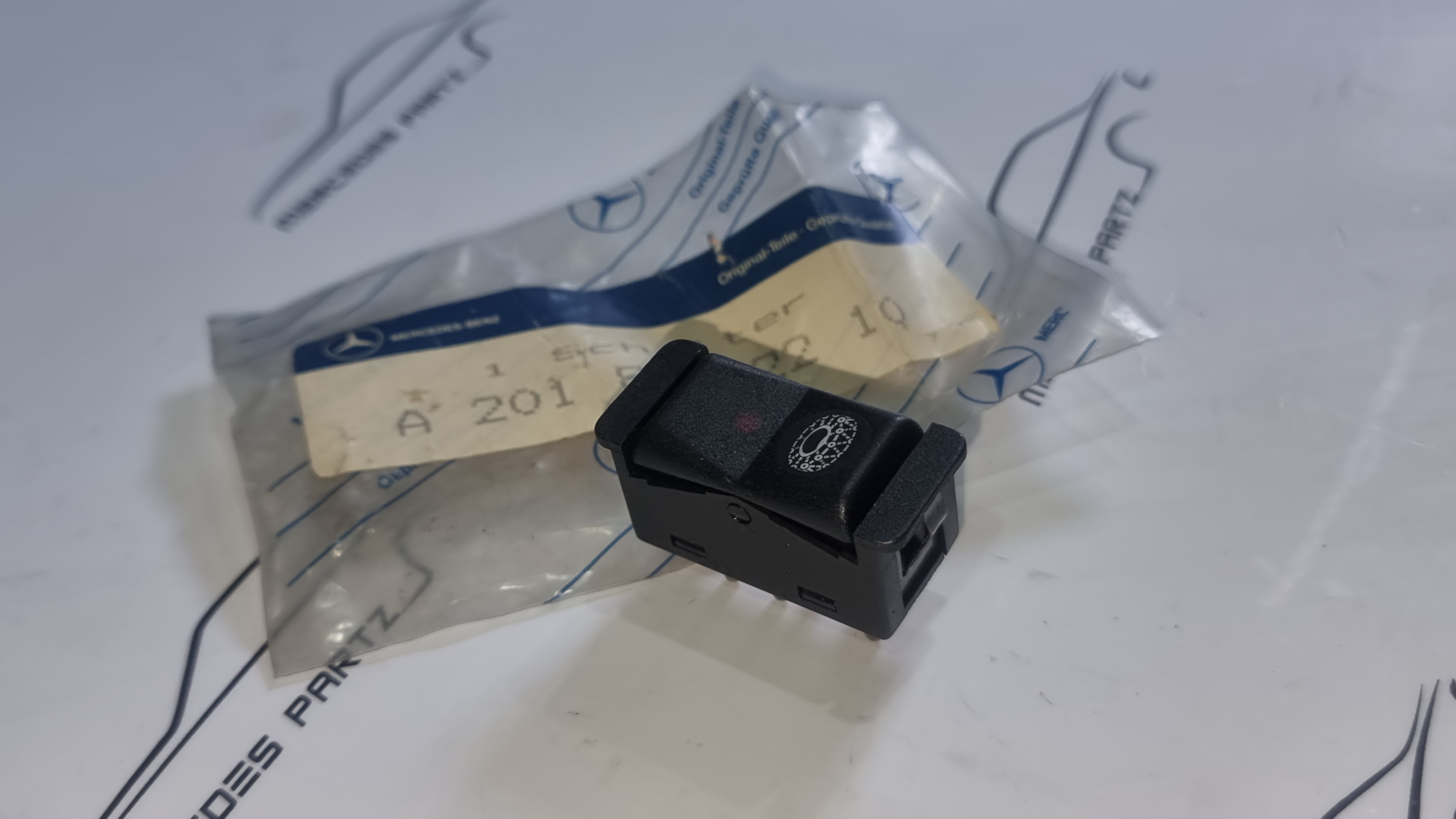 W201 ASC ASR acceleration skid control switch A2018202210 NEW NOS ...