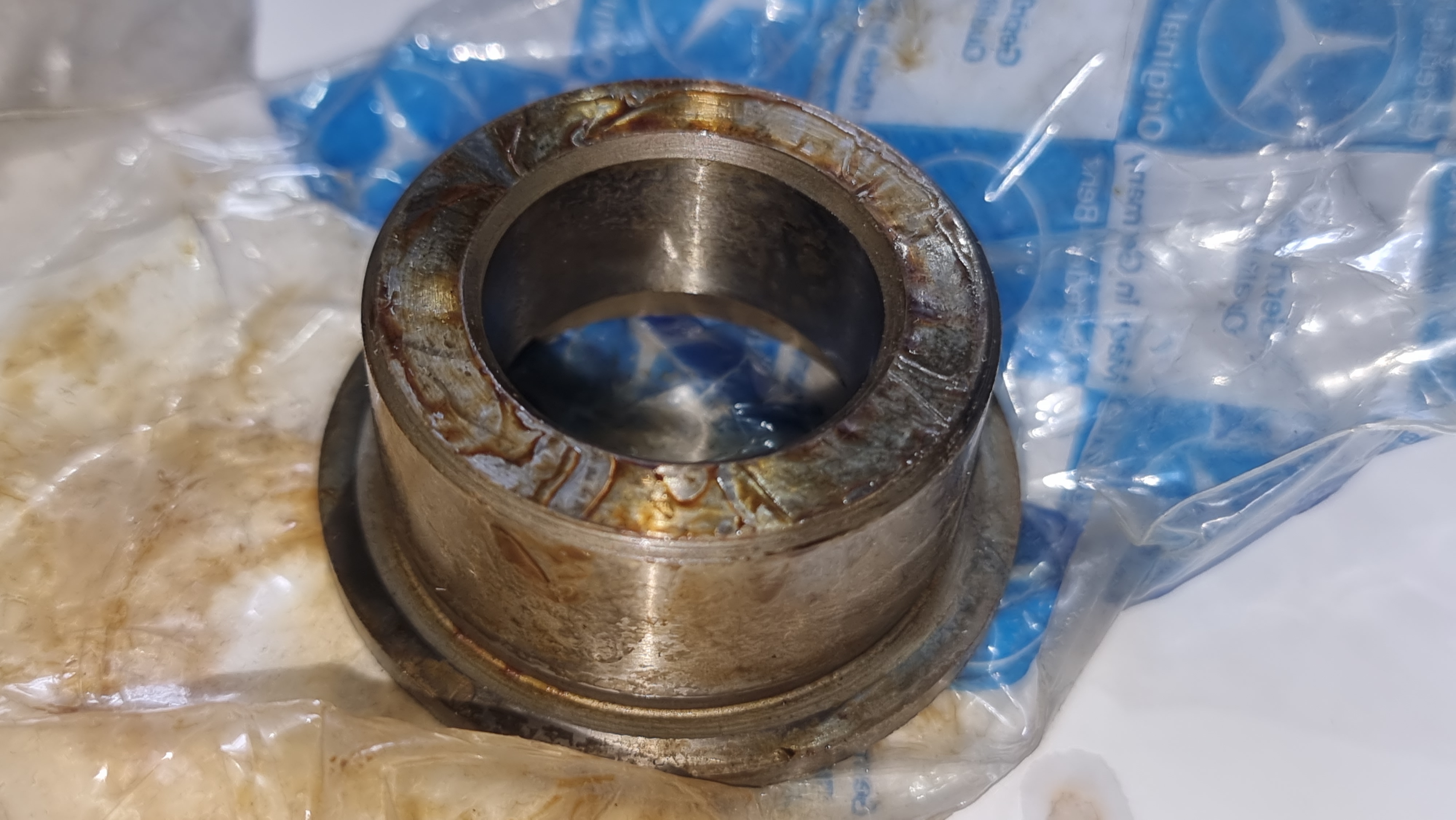 M110 camshaft gear spacer tube NOS - mercedespartz