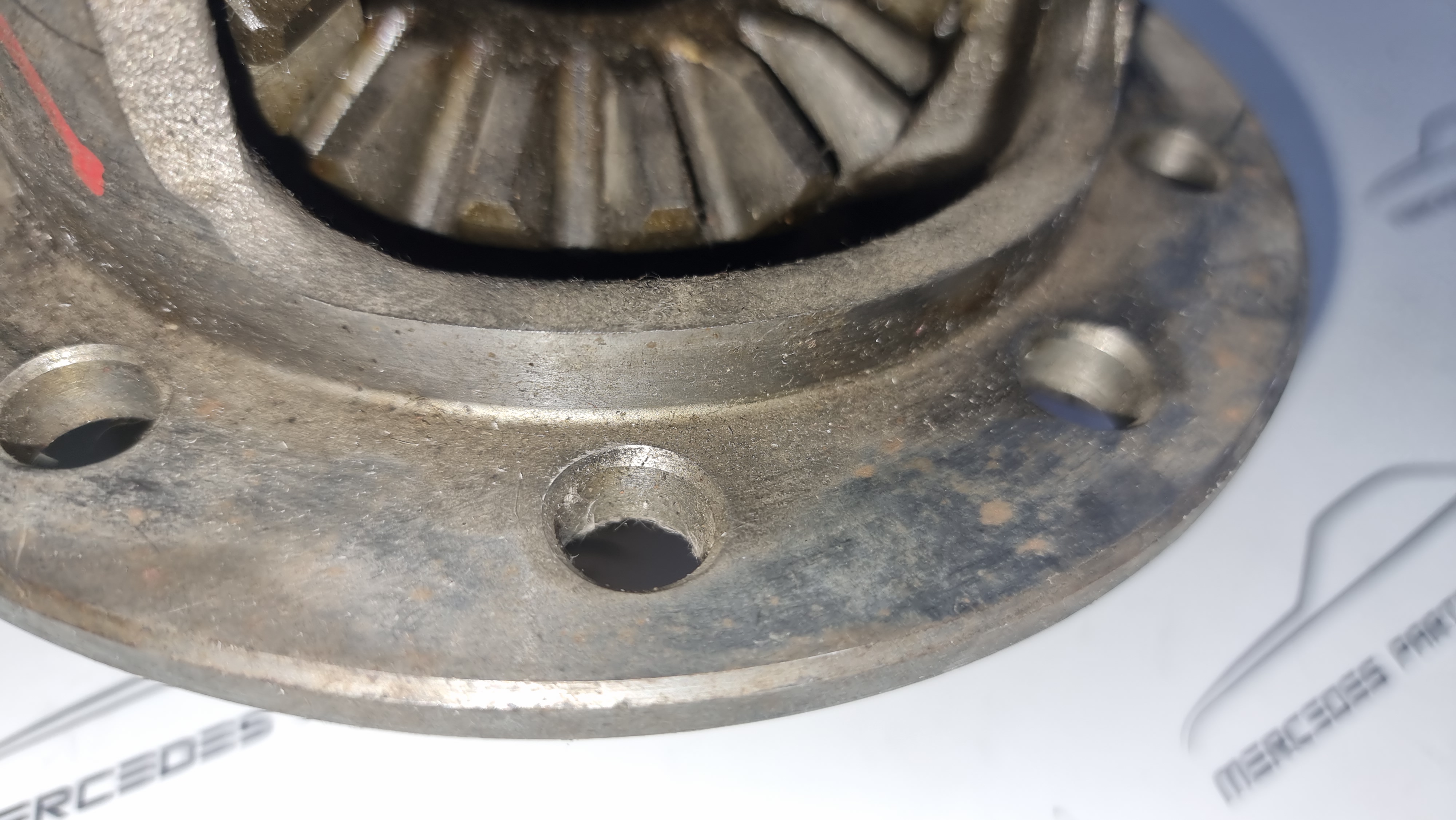 W107 W116 W126 R129 W124 W140 W210 differential gear NOS - mercedespartz