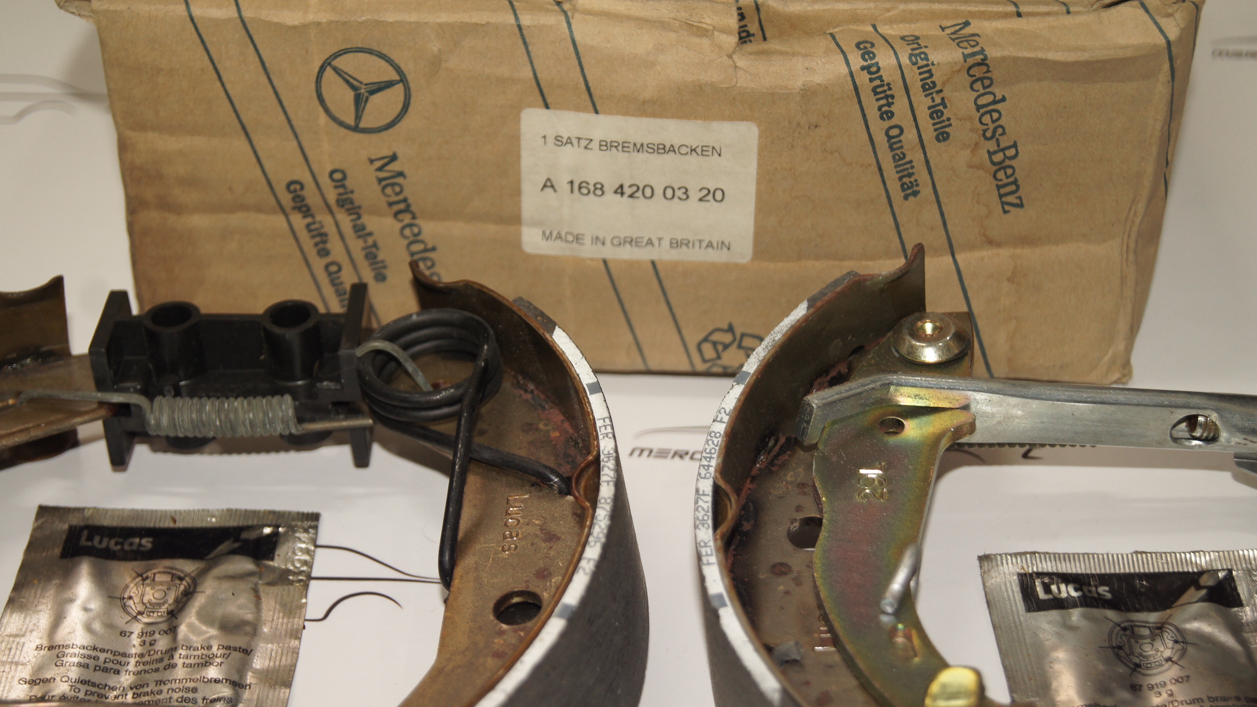 W168 rear wheel brake lining - mercedespartz