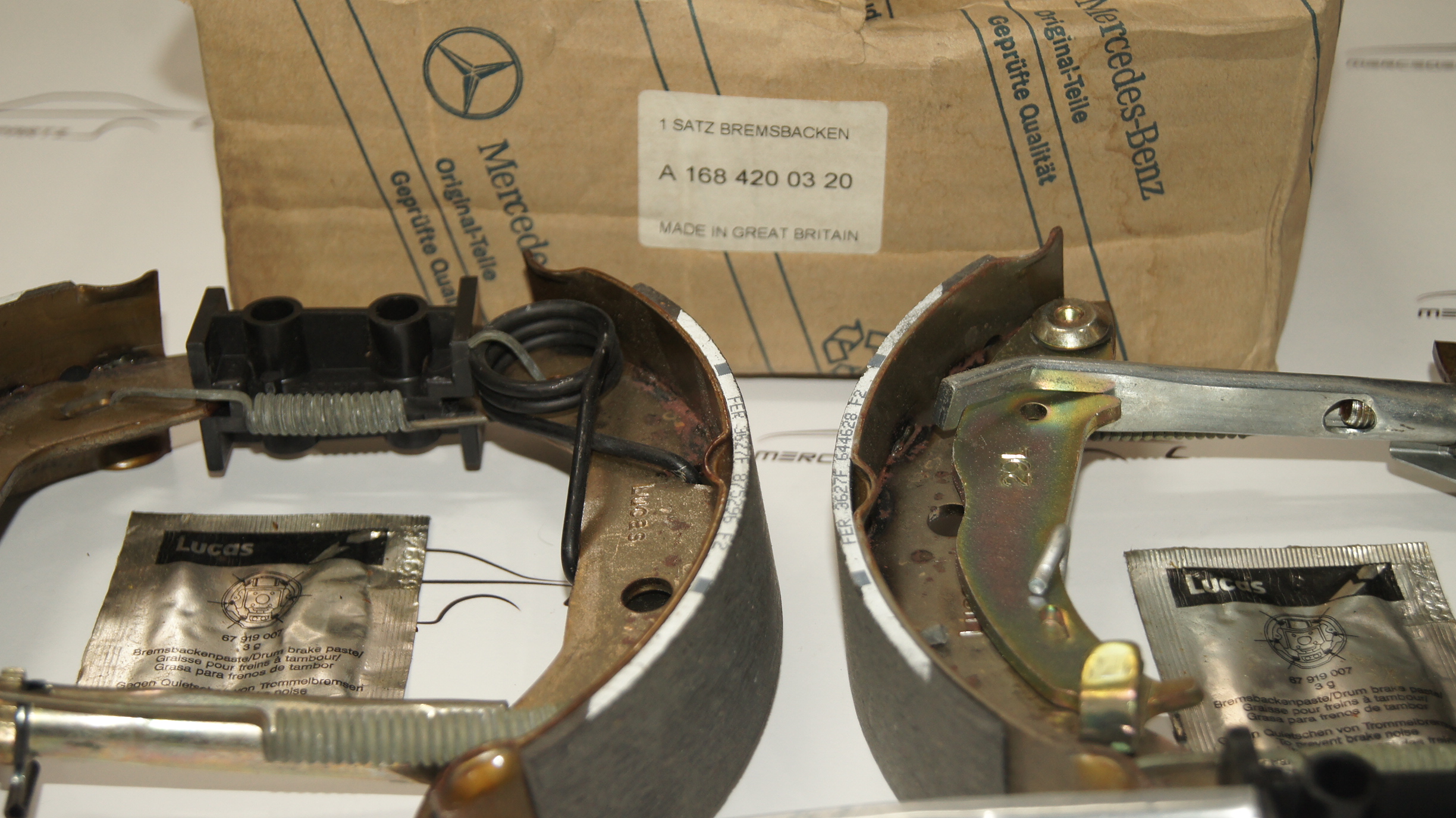 W168 rear wheel brake lining - mercedespartz