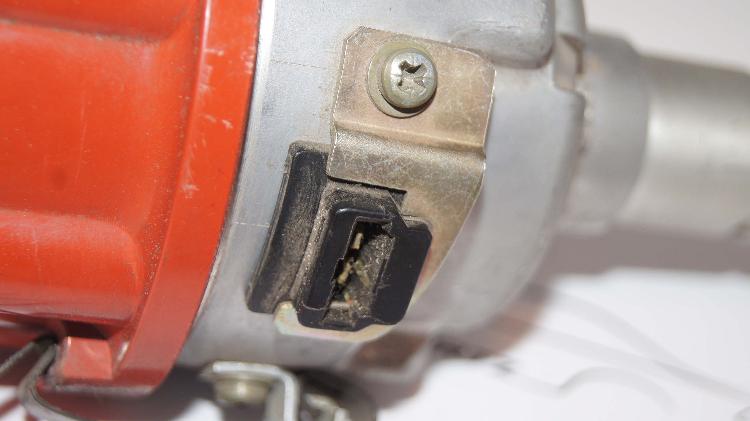 MAN f2000 CNG ignition distributor NOS - mercedespartz