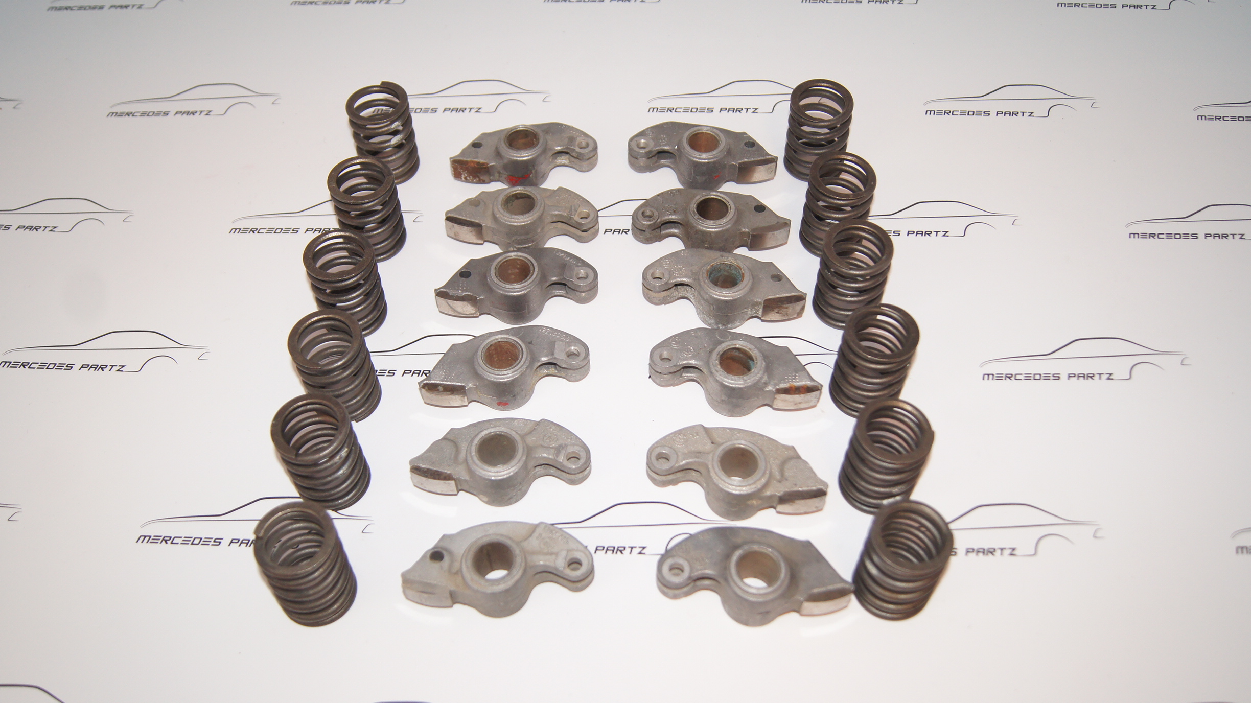 BMW M30 rocker arm and valve spring set of 12 original BMW NOS ...