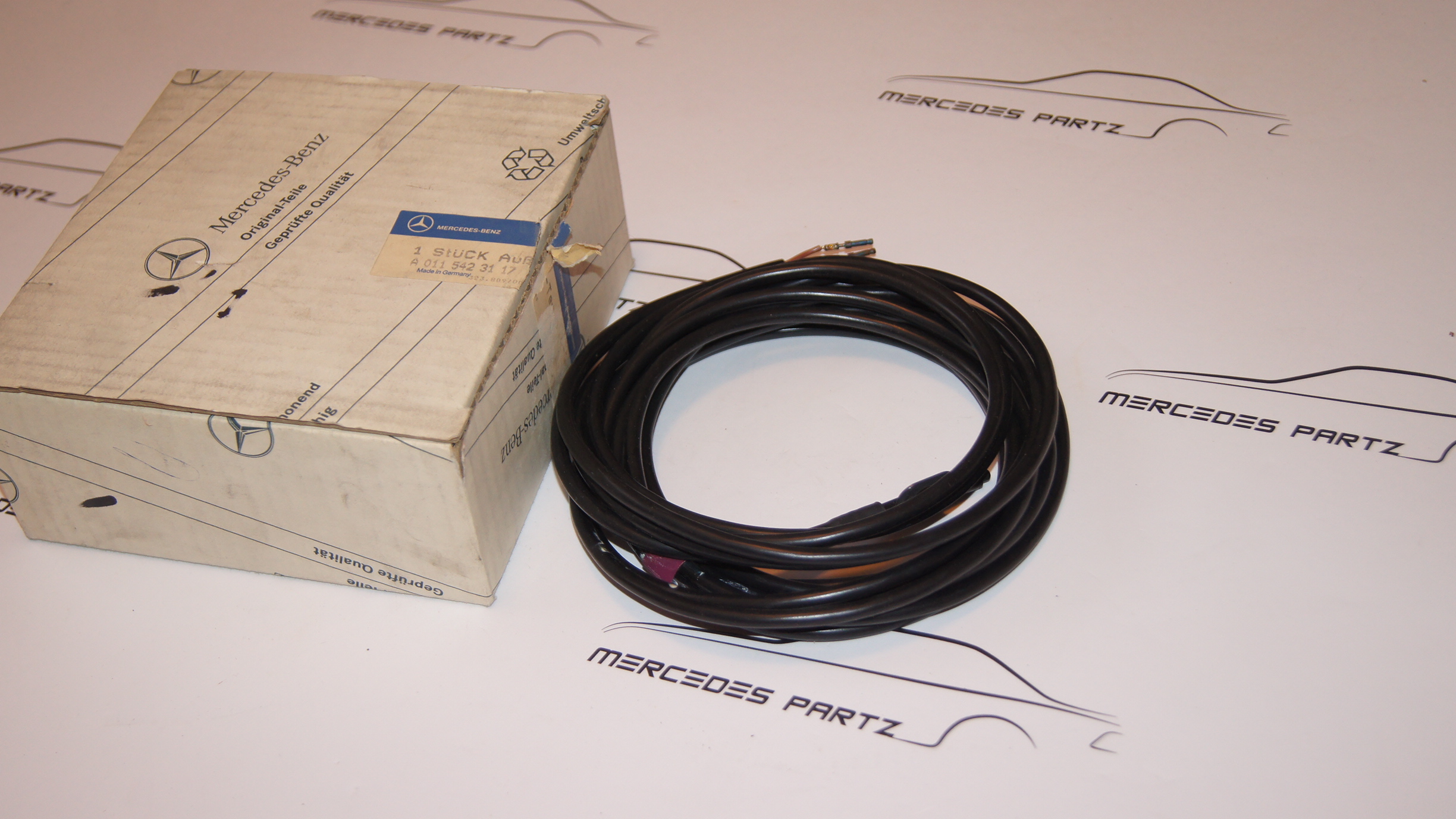 R107 W124 W126 R129 W140 W201 W202 W210 W463 Temperature Sensor NOS NEW ...