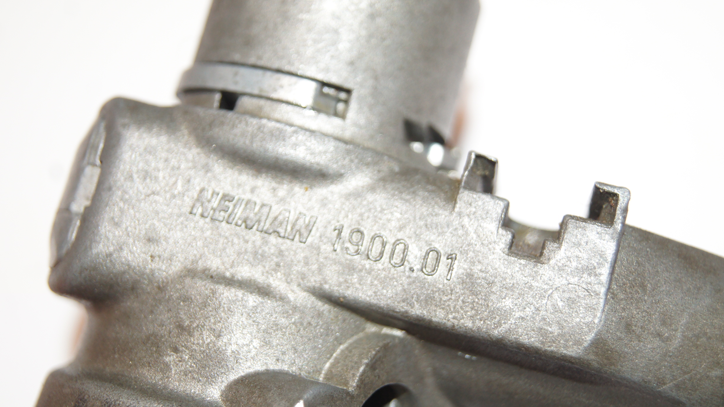 W124 W201 W126 steering lock NOS - mercedespartz