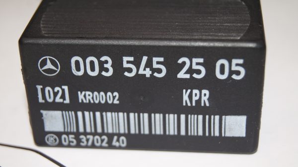 W126 W463 fuel pump shut off relay with catalyst vehicles NOS NEW ...